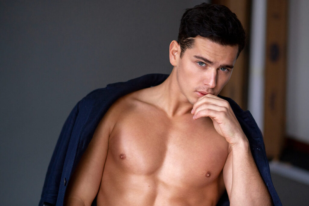 Gynecomastia in Manhattan, NY | Karan Mehta MD